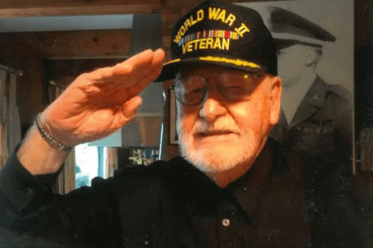 Resident Spotlight: World War II Veteran Don Hurst